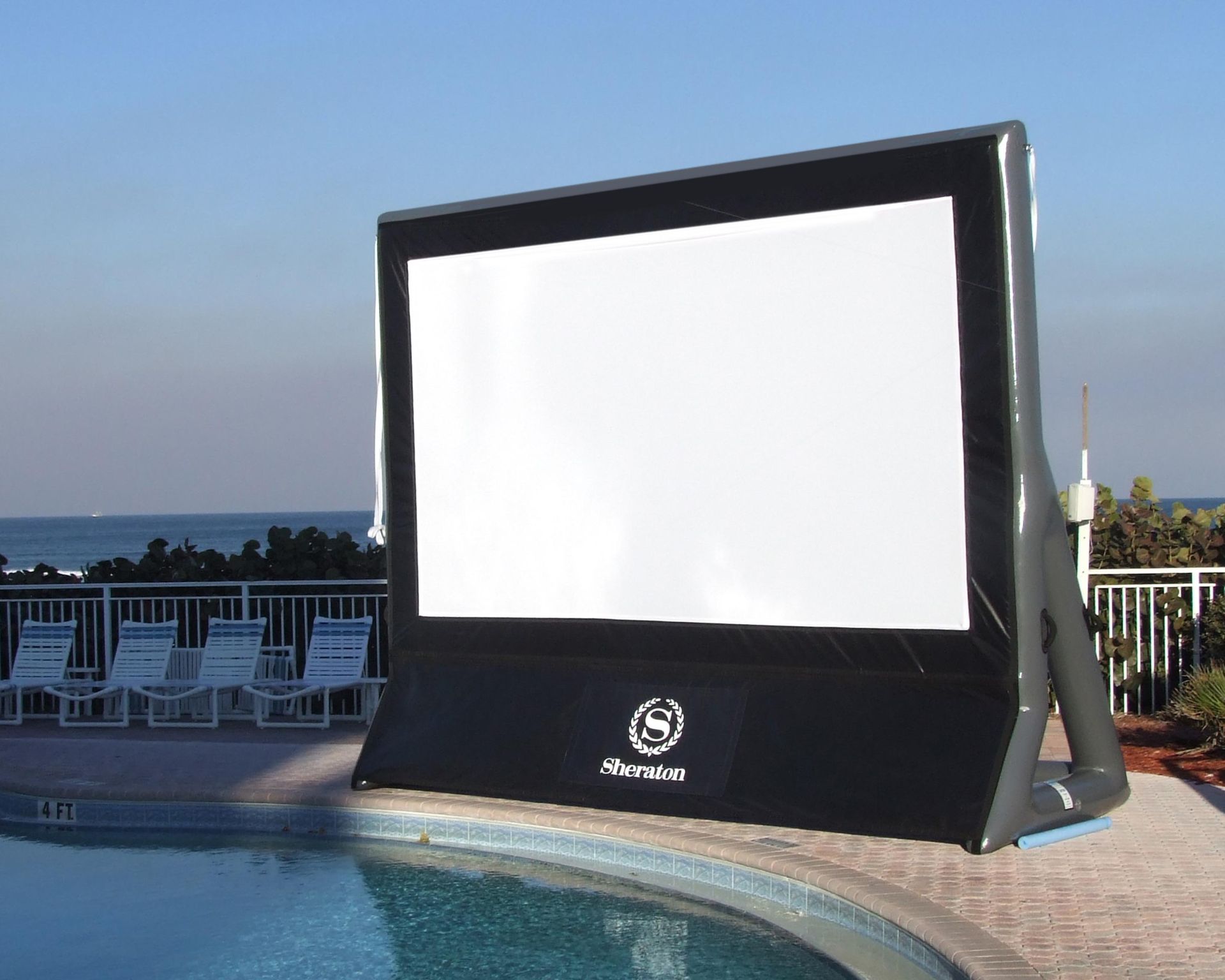 Pro | epicoutdoorcinema